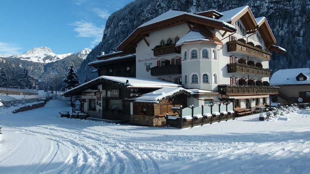 Val Di Fassa Hotel Per Vacanze Sci Escursioni E Benessere